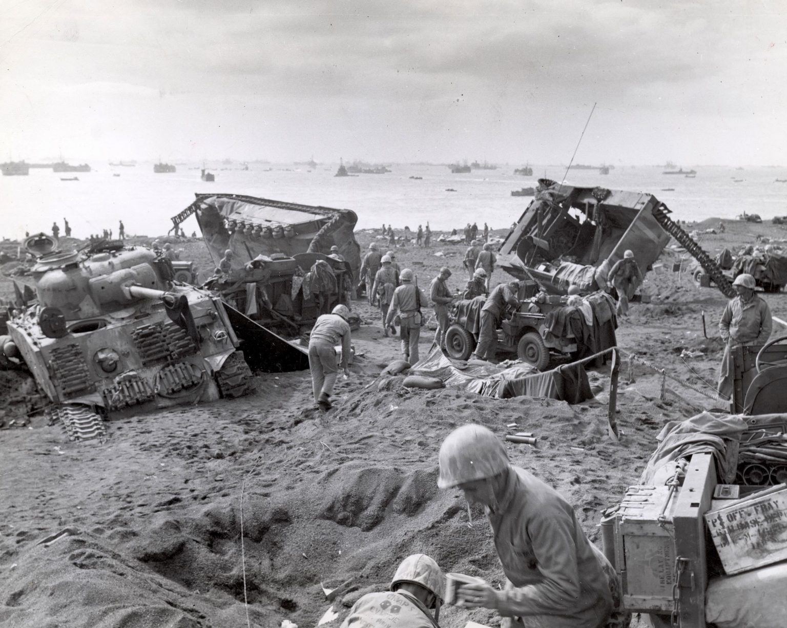 ΣΑΝ ΣΗΜΕΡΑ - 19 Φεβρουαρίου 1945: Operation “Detachment”, η κόλαση της ...