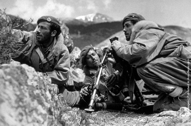 ΣΑΝ ΣΗΜΕΡΑ - 30 Αυγούστου 1949: Το τέλος το αδελφοκτόνου Εμφυλίου ...