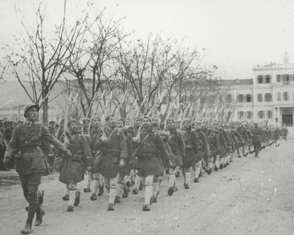 ΣΑΝ ΣΗΜΕΡΑ - 16/29 Αυγούστου 1916: Το Κίνημα της Εθνικής Αμύνης στη ...