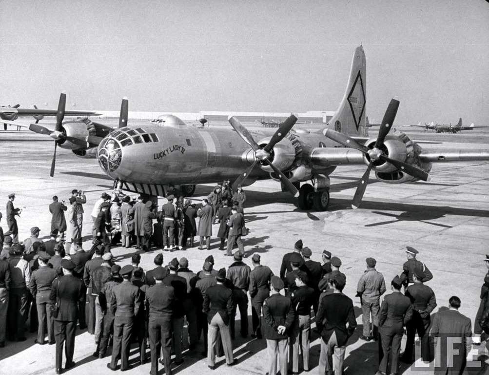 ΣΑΝ ΣΗΜΕΡΑ - 21 Σεπτεμβρίου 1942: Πρώτη πτήση του βομβαρδιστικού Boeing ...