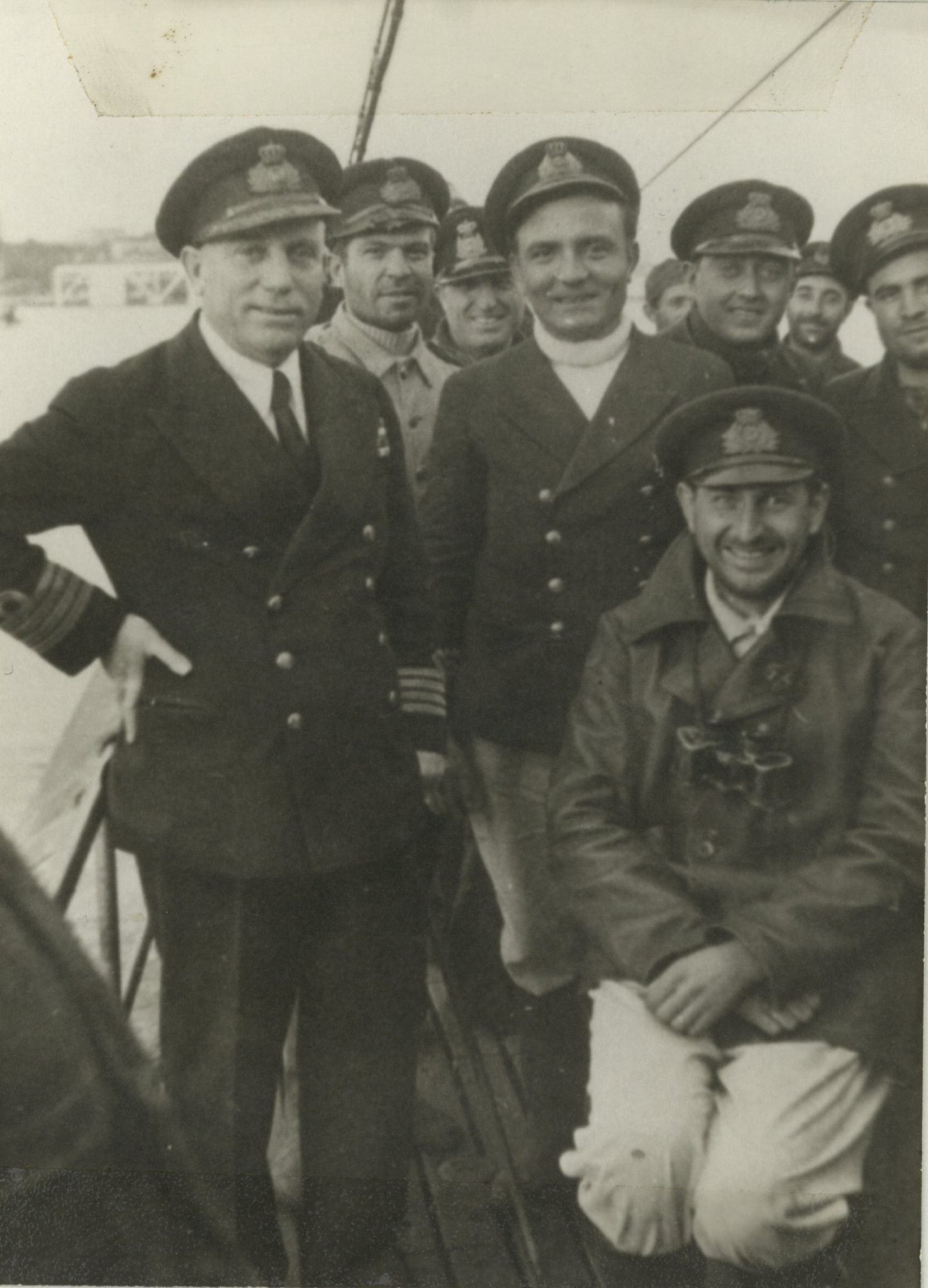 ΣΑΝ ΣΗΜΕΡΑ - 9 Ιανουαρίου 1941: Το "Τρίτων" τορπιλίζει ιταλικό ...