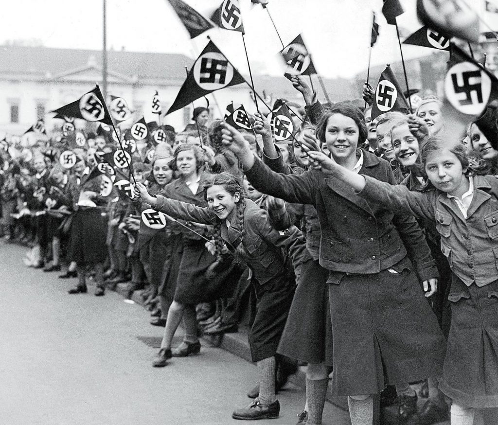 ΣΑΝ ΣΗΜΕΡΑ – 12 Μαρτίου 1938: Το αυστριακό “Anschluss”, το Γ΄ Ράιχ ...