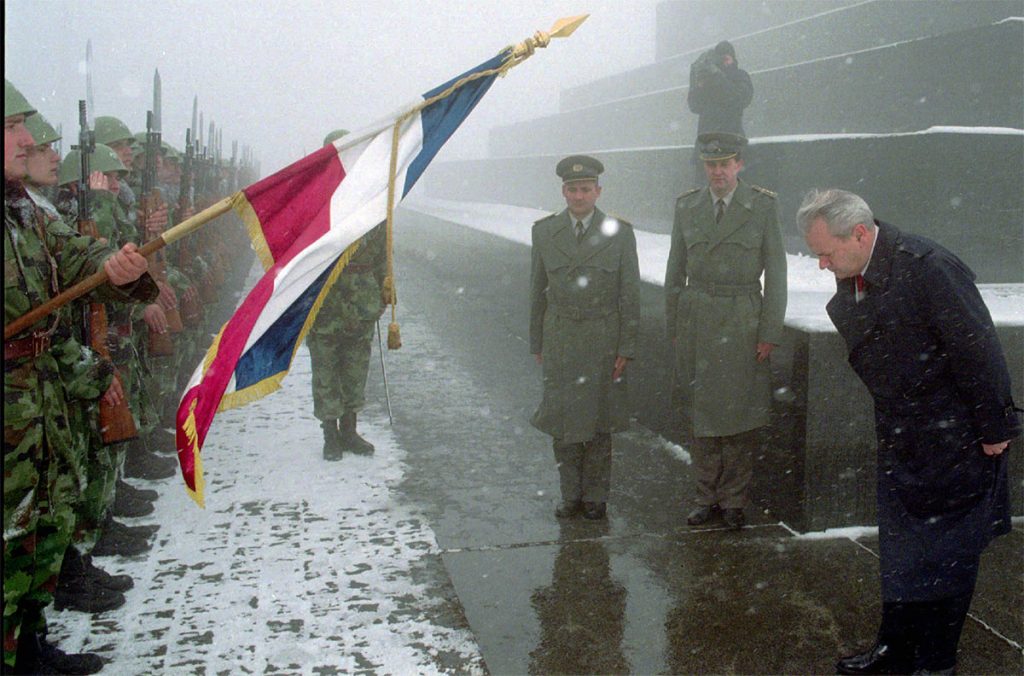 ΣΑΝ ΣΗΜΕΡΑ - 24 Μαρτίου 1999: Ξεκινούν οι βομβαρδισμοί του ΝΑΤΟ στη ...