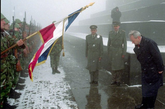 ΣΑΝ ΣΗΜΕΡΑ - 24 Μαρτίου 1999: Ξεκινούν οι βομβαρδισμοί του ΝΑΤΟ στη ...