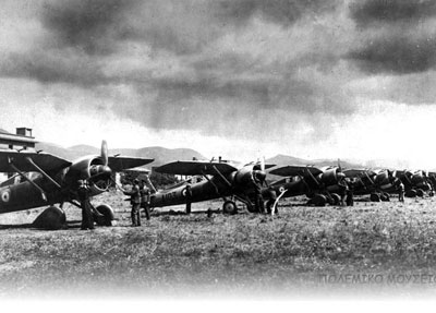 ΣΑΝ ΣΗΜΕΡΑ - 2 Νοεμβρίου 1940: Ο Μαρίνος Μητραλέξης εμβολίζει ιταλικό ...